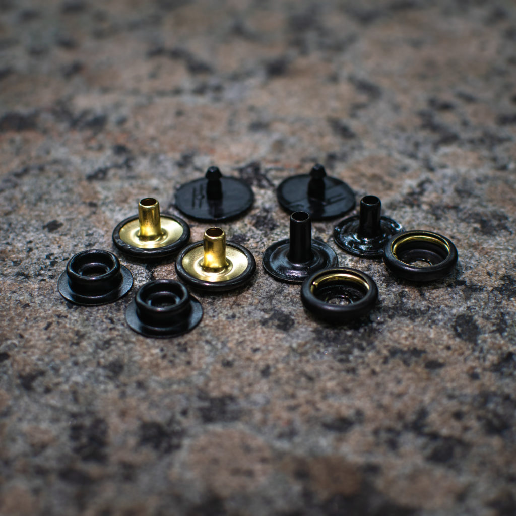 Snap Mag Hardware Kits – EDC Leather