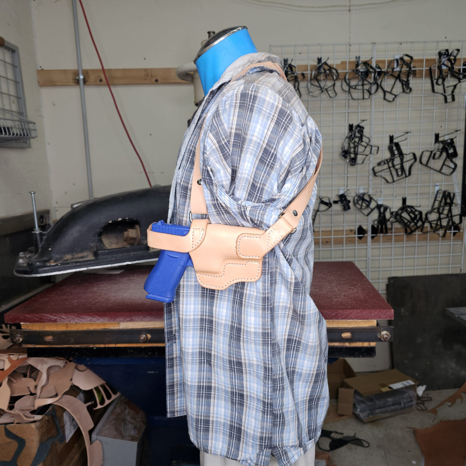 Shoulder Holster Kit – EDC Leather